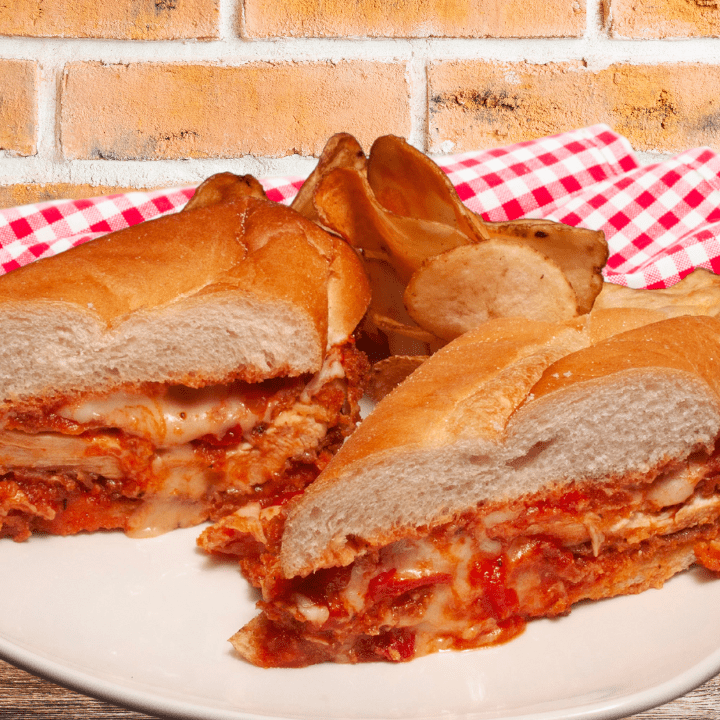 Garlic Bread Chicken Parm Sandwich - Shotgunred.com